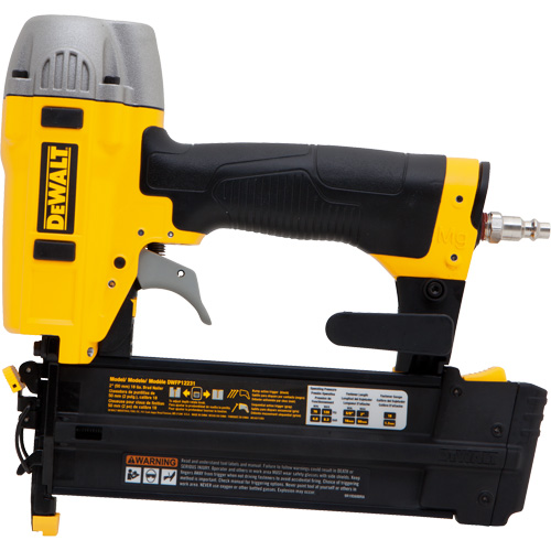 DEWALT DWFP12231 Brad Nailer Kit