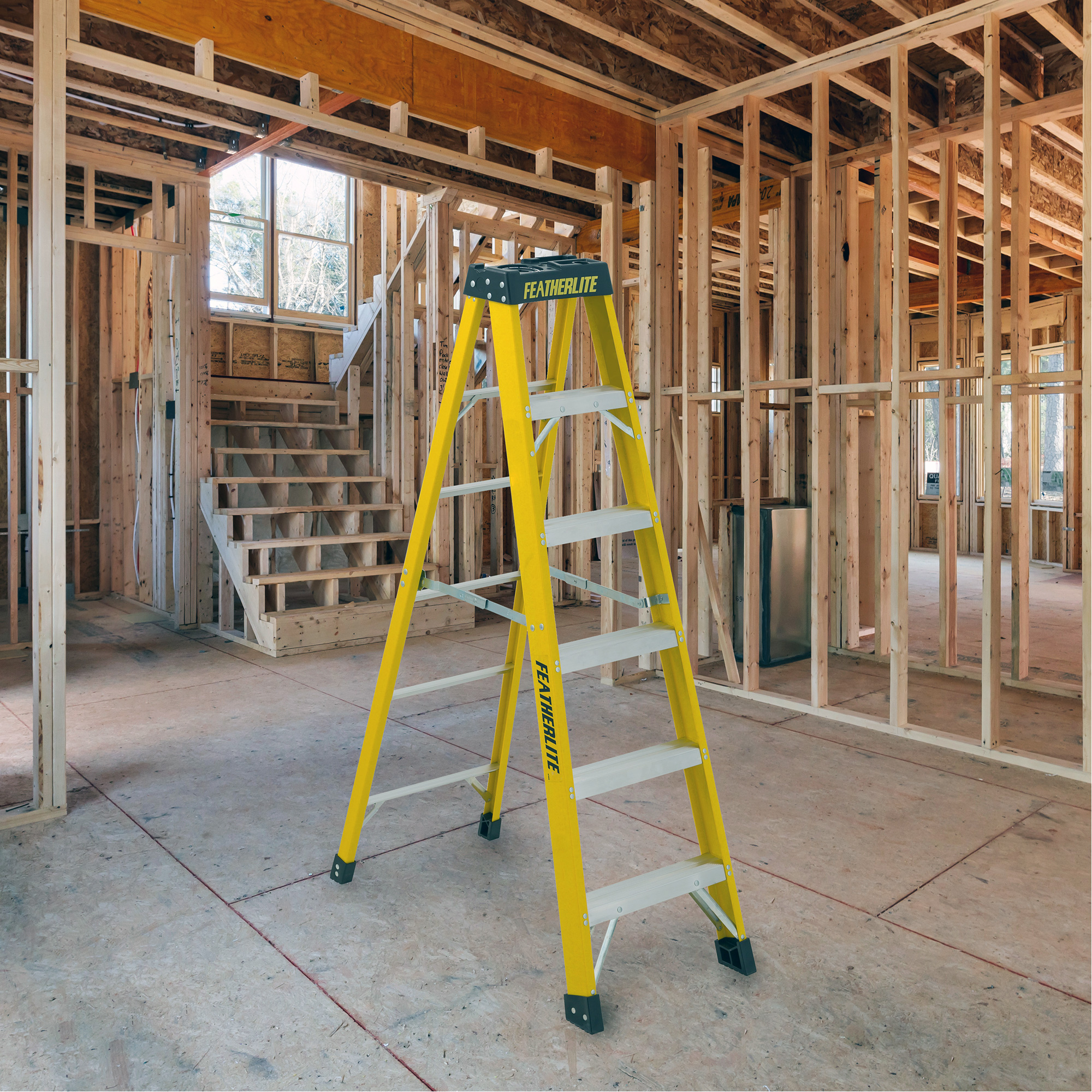 Featherlite 6906 Industrial Heavy-Duty Stepladders (6900 Series), 6 ...