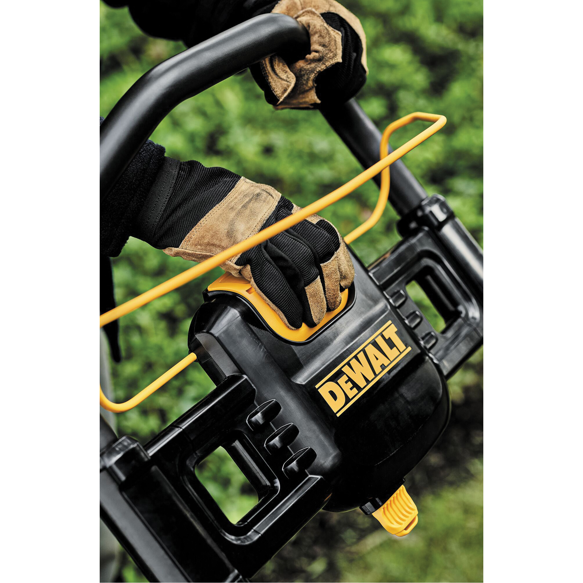 DEWALT DCMWP233U2-CA 2x20V Max* Brushless Cordless Lawn Mower Kit, Push ...