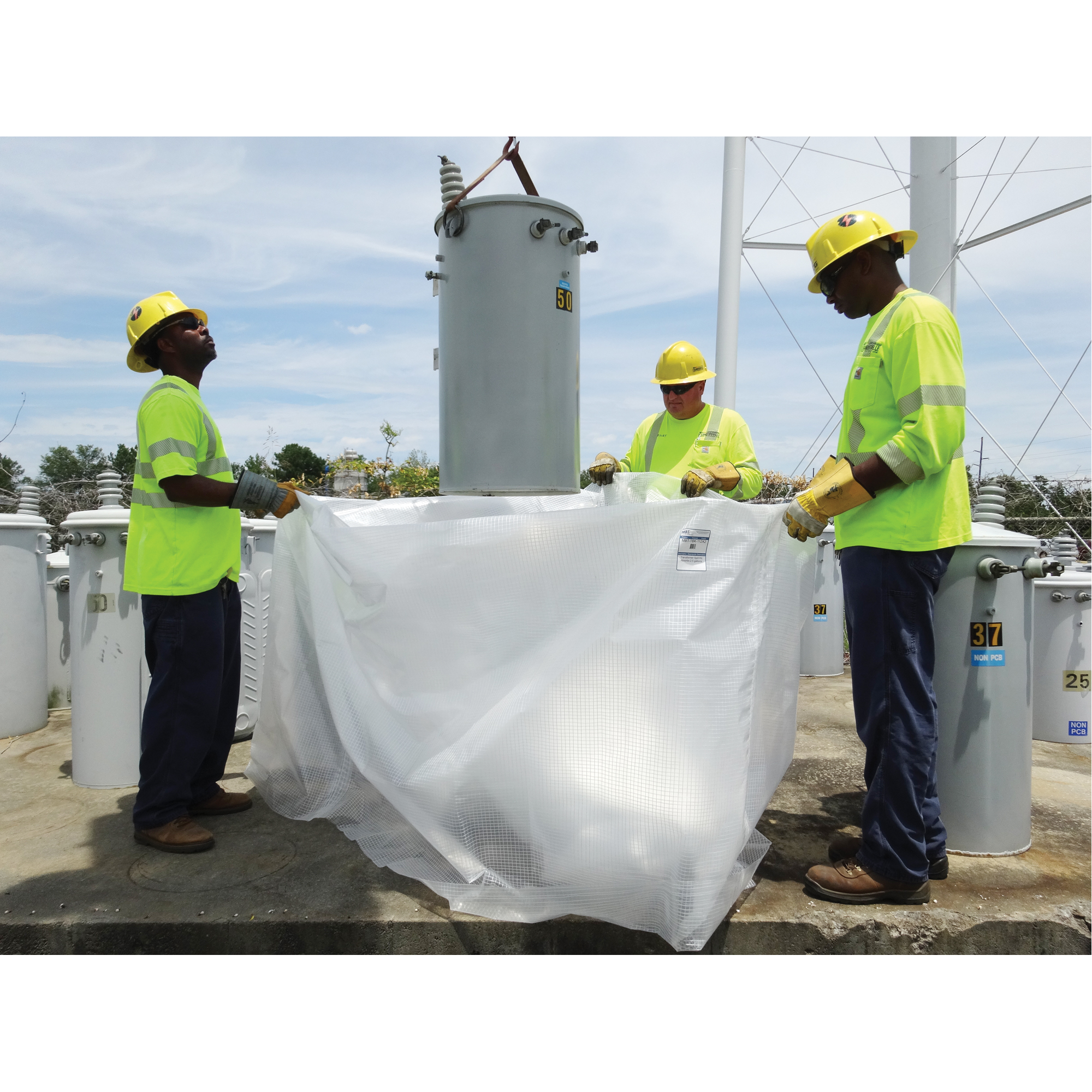 Transformer Spill Kit, Oil Only, Bag, 2 US gal. Absorbancy SCG917 ...