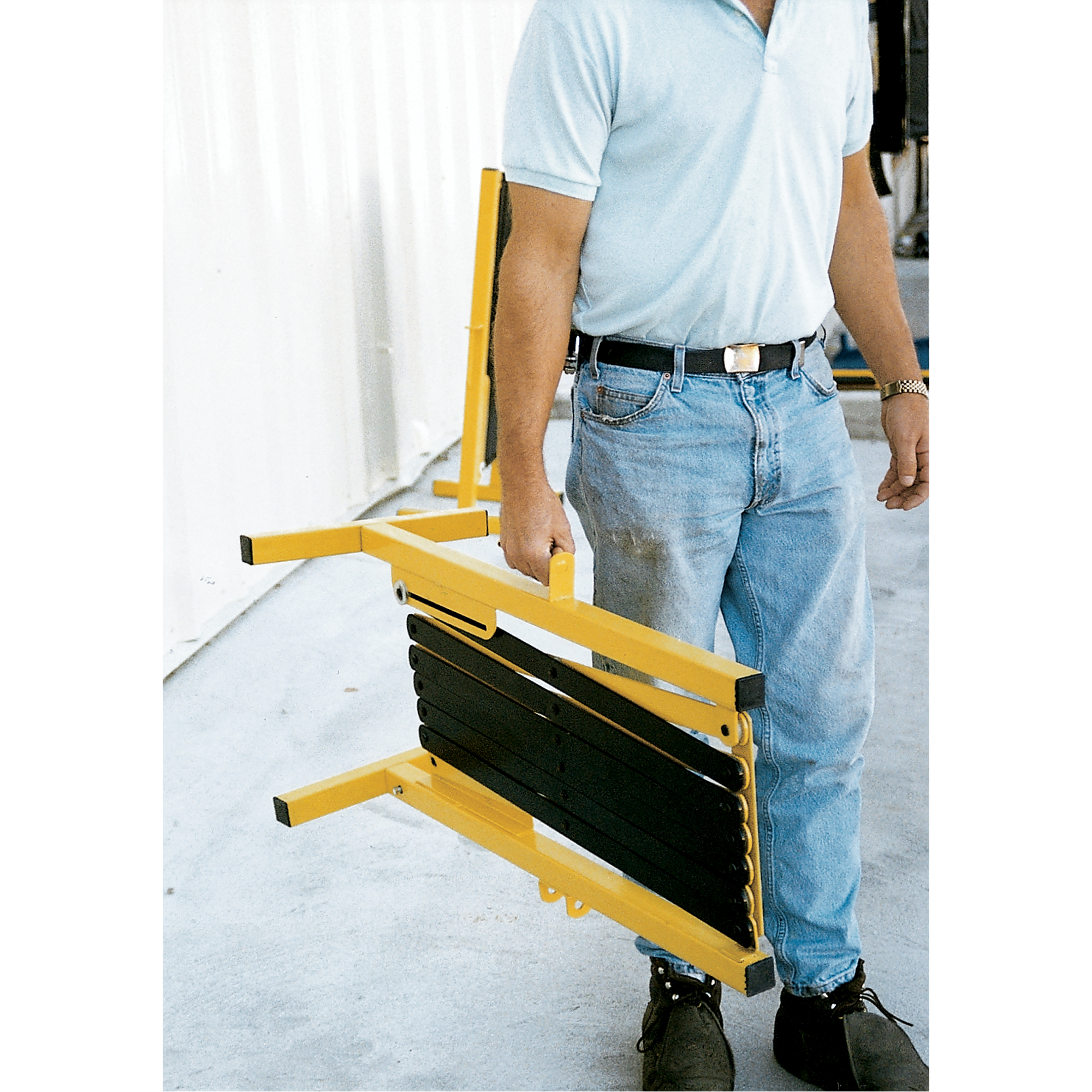 VERSA-GUARD Expand-A-Gate SE921 (EXGATE-30) | Shop Expandable Barricade ...