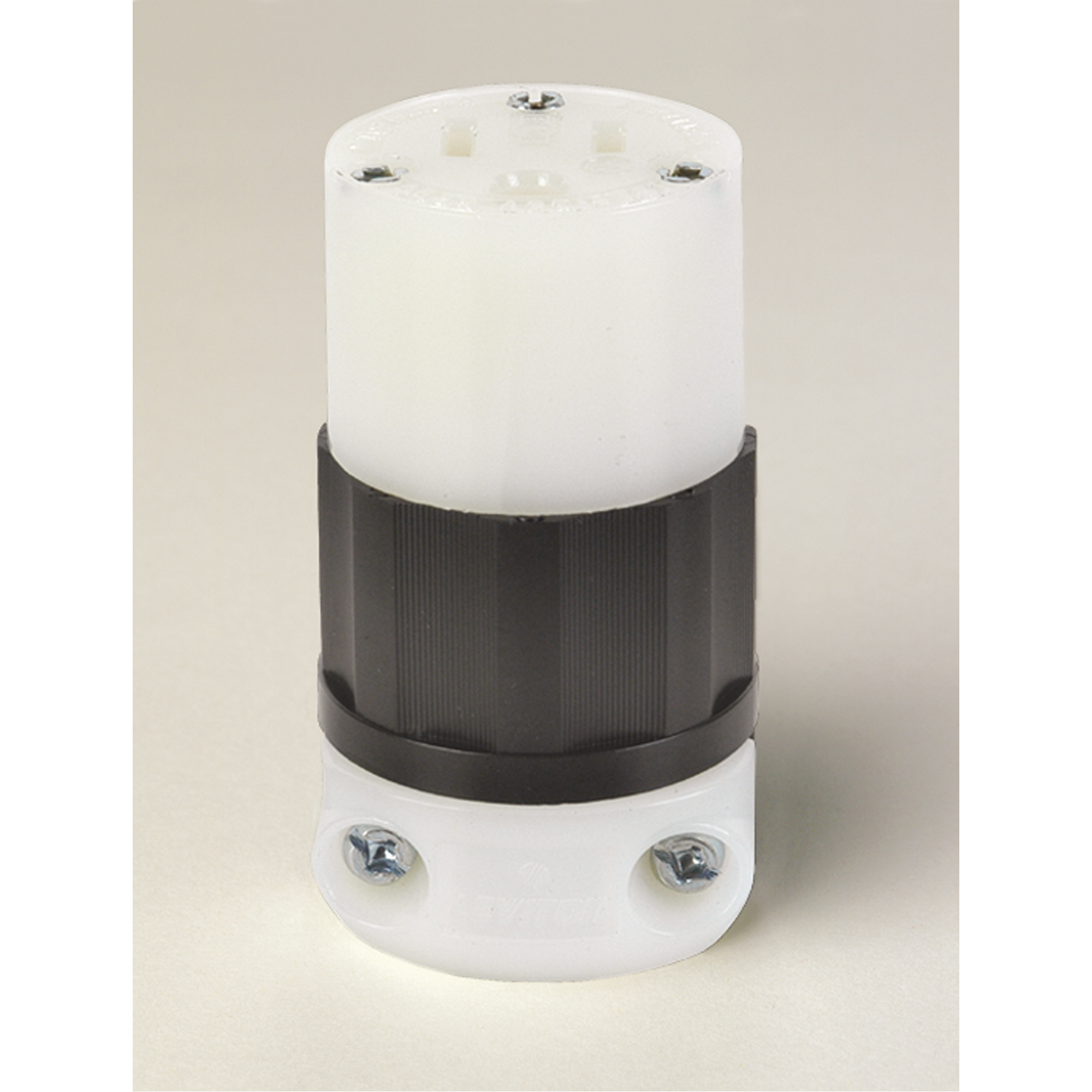 LEVITON Grounding Straight Blade Connector XA845 ( 5269-C) | Shop ...