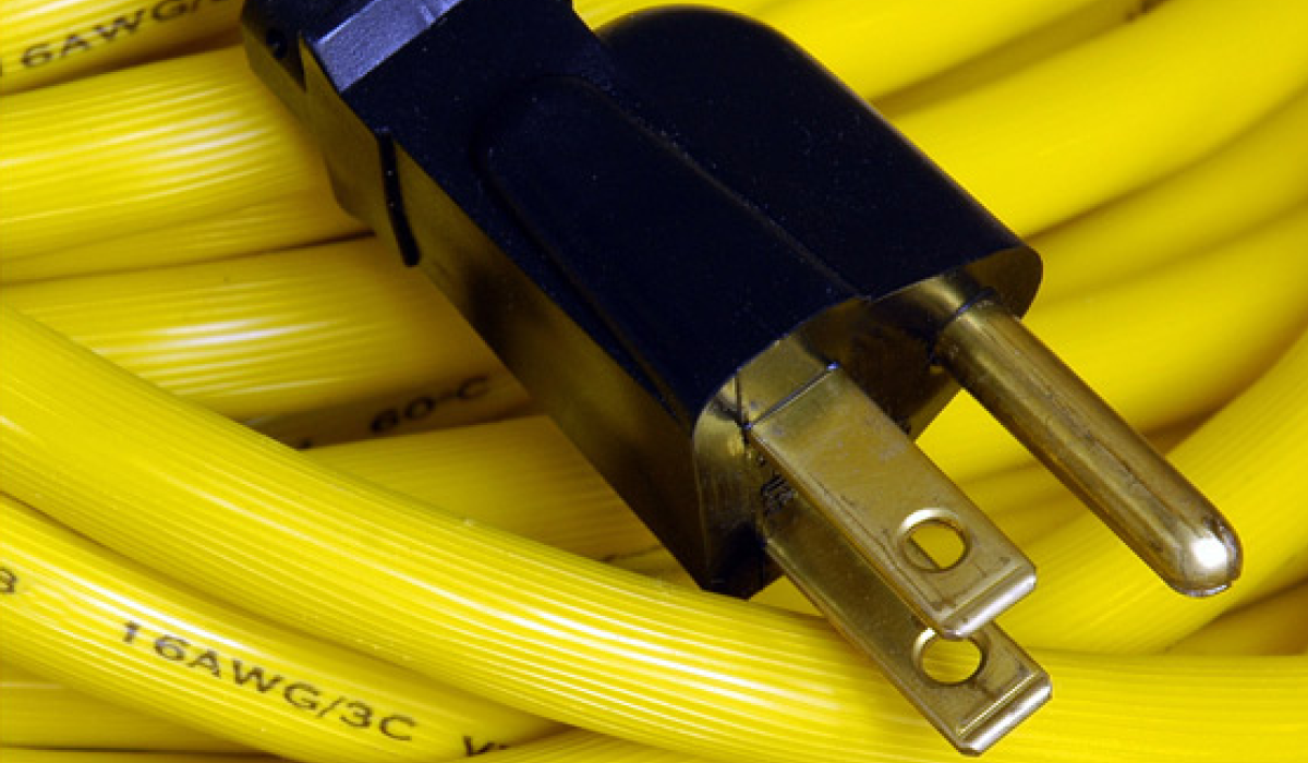 Extension Cord Selection Guide: Factors to Consider | TENAQUIP